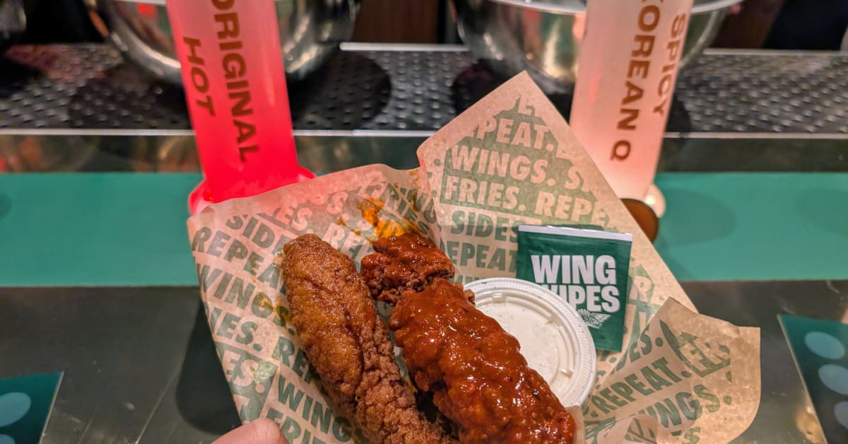 I Tried Wingstop’s New Crispy Tenders—Here Are My Thoughts - Delishably
