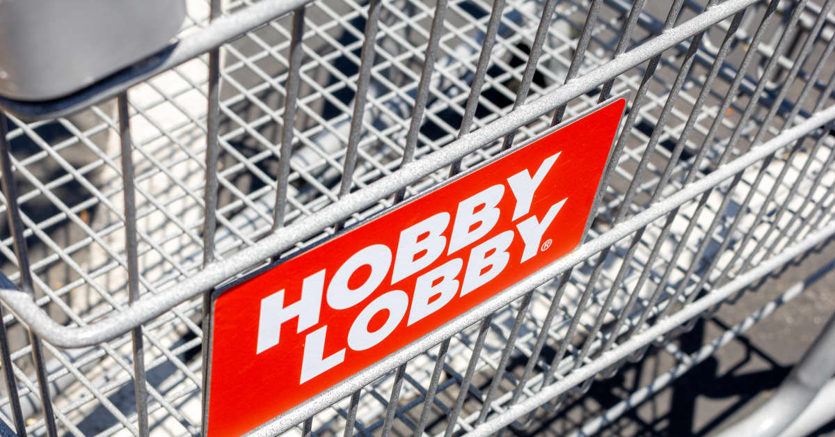 Hobby Lobby's Glass Spice Jar Set Is a Must-Have - Delishably