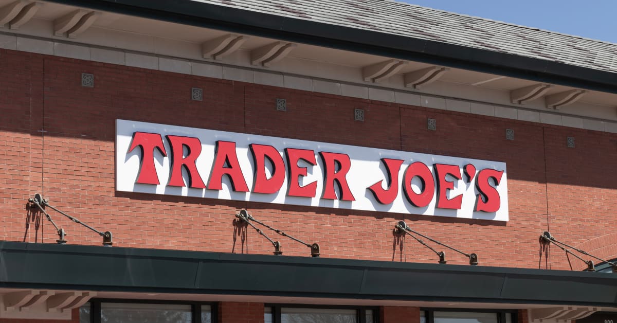 Is Trader Joe's Open on Memorial Day? 2025 Holiday Hours - Delishably