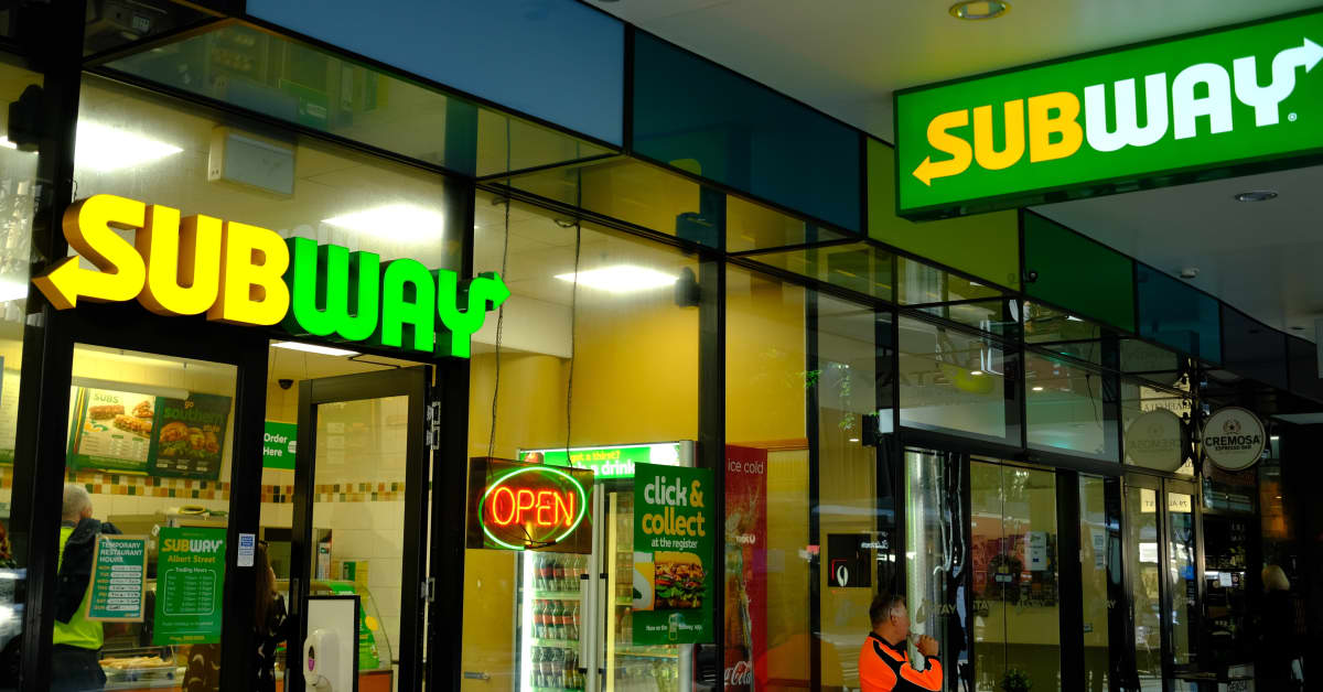Subway Is Giving Out 'Meatier' Subs During Meteor Shower - Delishably
