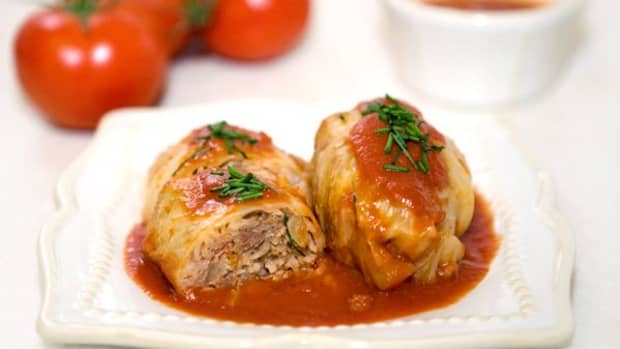 Authentic Polish Golumpki (aka Gwumpki): Cabbage Roll Recipe - Delishably