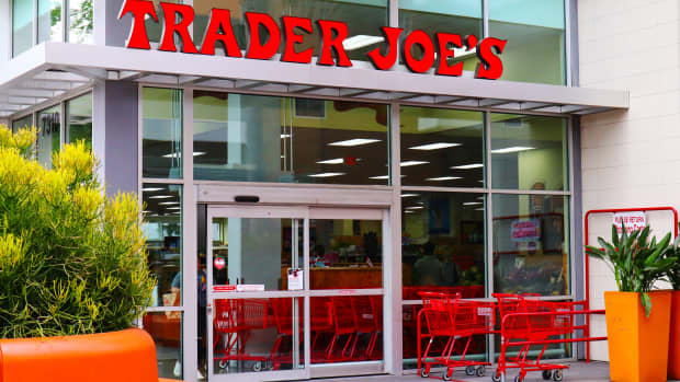Trader Joe’s Just Brought Back Its Lemon Pesto Sauce - Delishably
