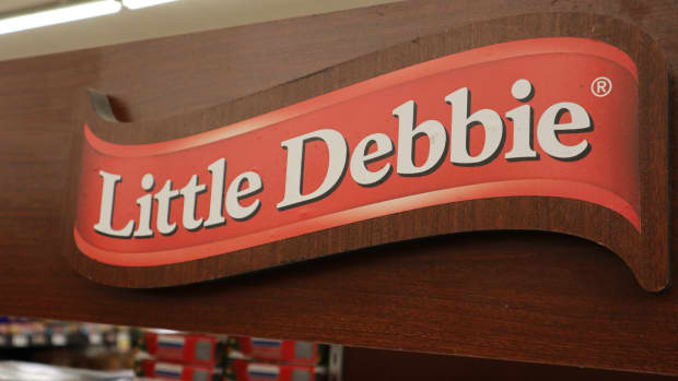 Little Debbie’s Patriotic Snack Cakes Are Back For Summer - Delishably