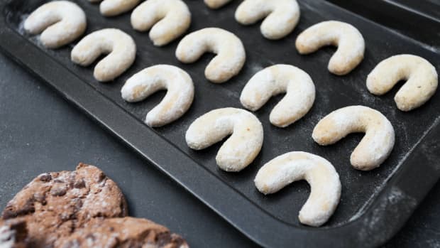 Woman’s Cool Cookie Hack Is a Baker’s Best Kept Secret - Delishably