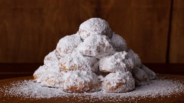 Christmas Cookie Fails Have Everyone Laughing in Unison - Delishably