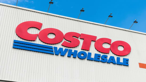 Mom Unveils Genius Hacks to Dodge Costco’s Spending Traps - Delishably