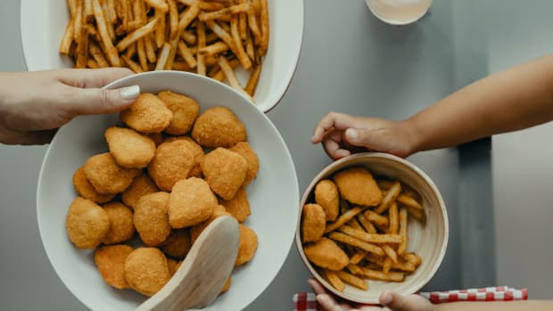 Jury Awards Little Girl Burned by McDonald's Chicken Nugget a Whopping ...