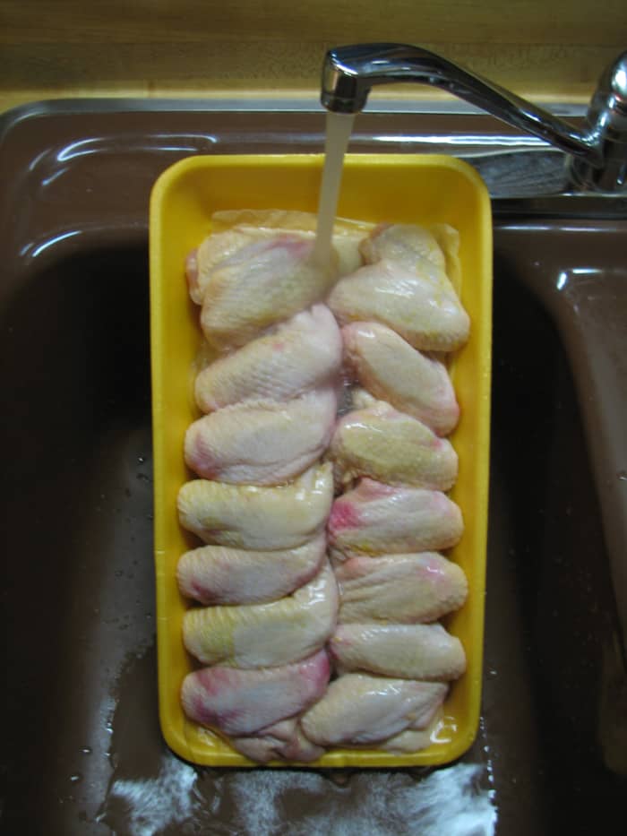 How to Bake Chicken Wings That Taste So Good They'll Make You Want to ...