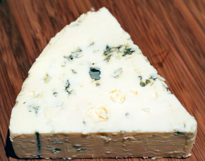 From Mild to Strong: How to Select the Best Blue Cheese - Delishably