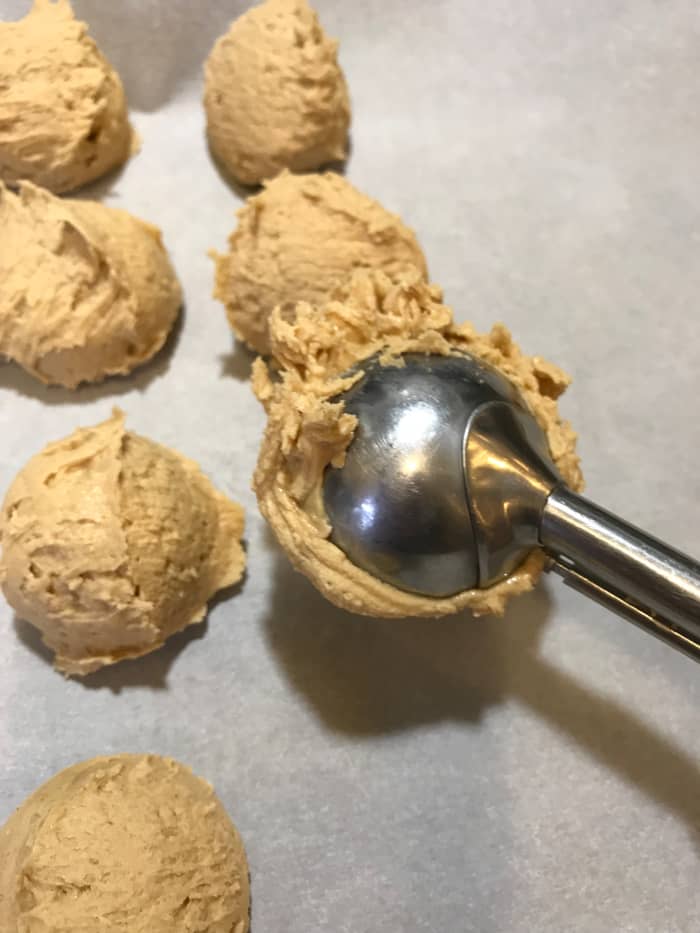 Recipe: Peanut Butter Buckeyes Candy - Delishably