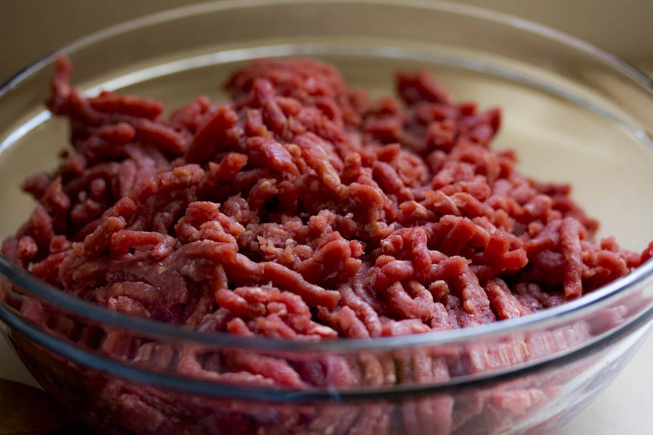 Ground Beef Secrets Grocers Won't Tell You - Delishably