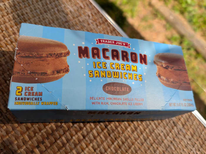 I Tried Trader Joe's' New Macaron Ice Cream Sandwiches - Delishably