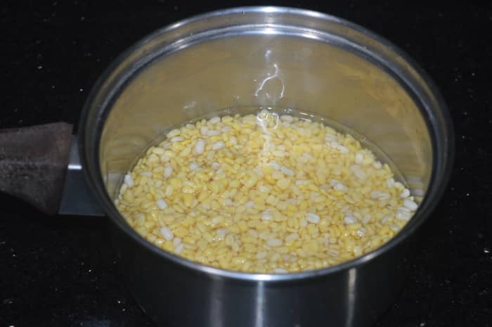 Moonglet (Moong Dal Omelet) Recipe - Delishably