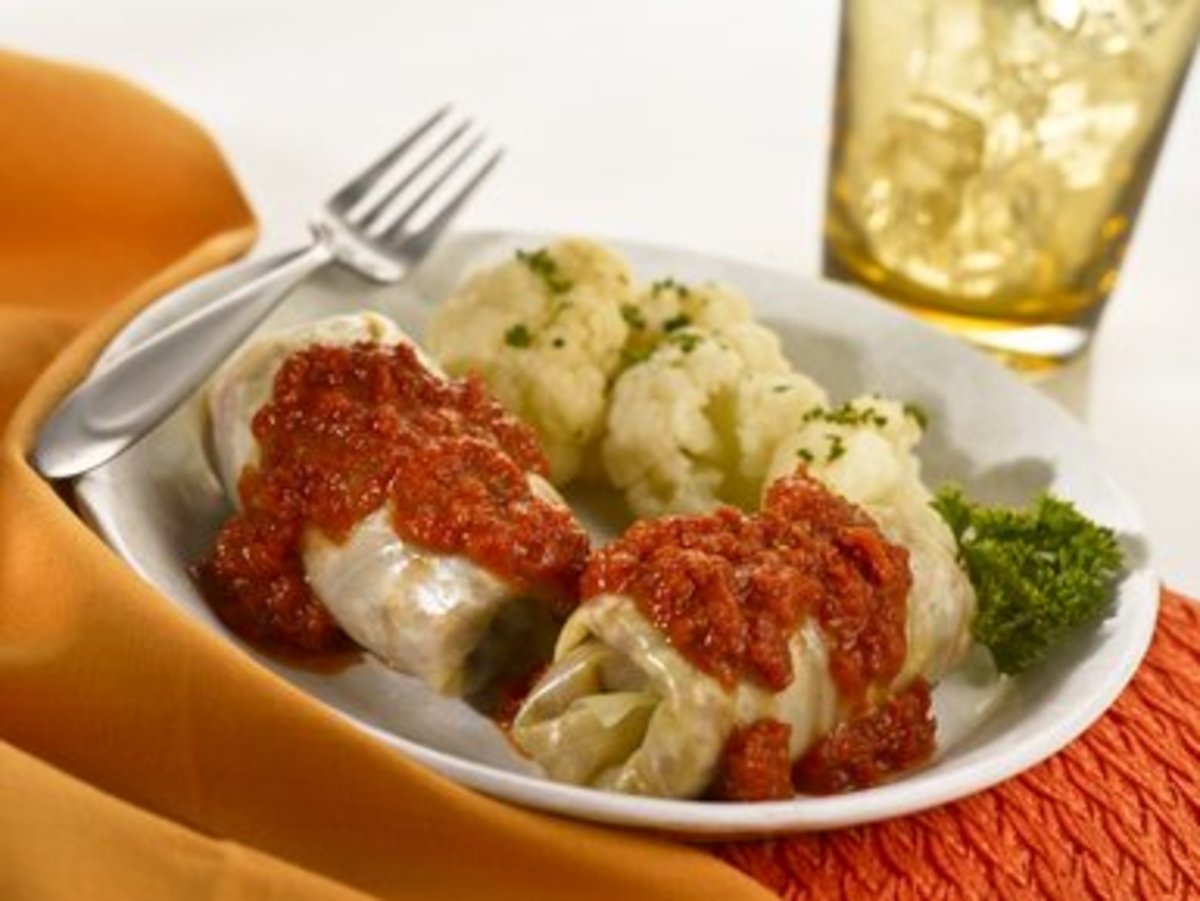 The Secret to Delicious Romanian Stuffed-Cabbage Rolls (With Photos ...