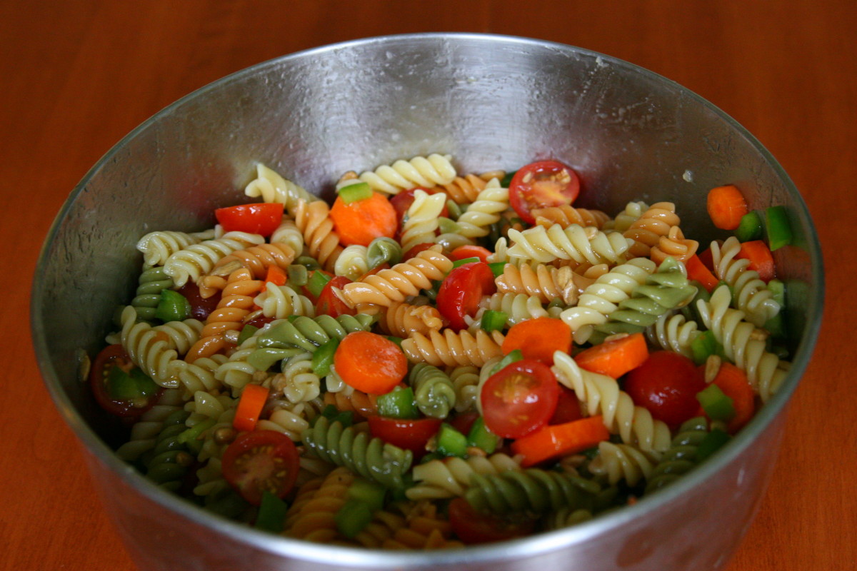 Easy Pasta Salad Recipe With Italian Dressing - Delishably