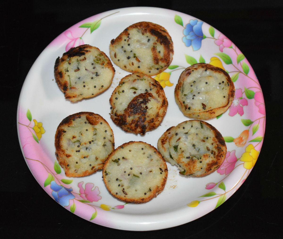 How to Make Instant Rava Paddu/Semolina Gundponglu/Rava Guliyappa ...