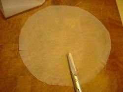 How to Line a Cake Tin - Delishably