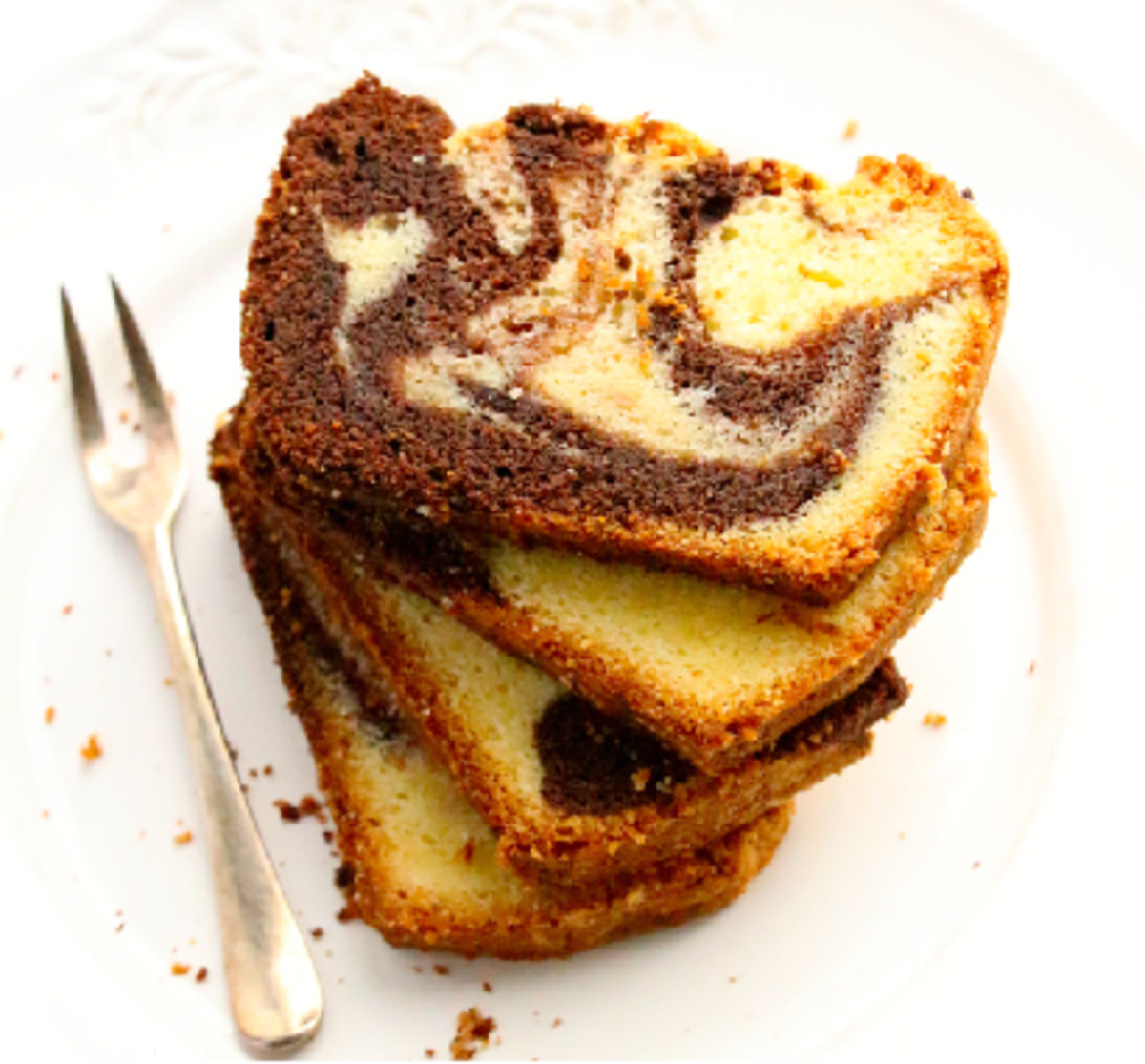 How to Make Delicious Butter Pound Cake (4 Recipes) - Delishably