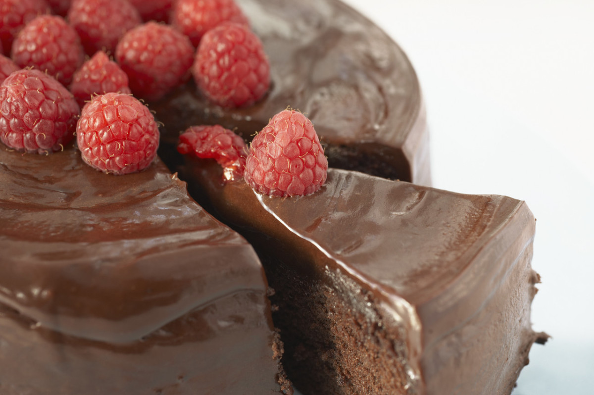 Best-Ever Mud Cake Recipe - Delishably