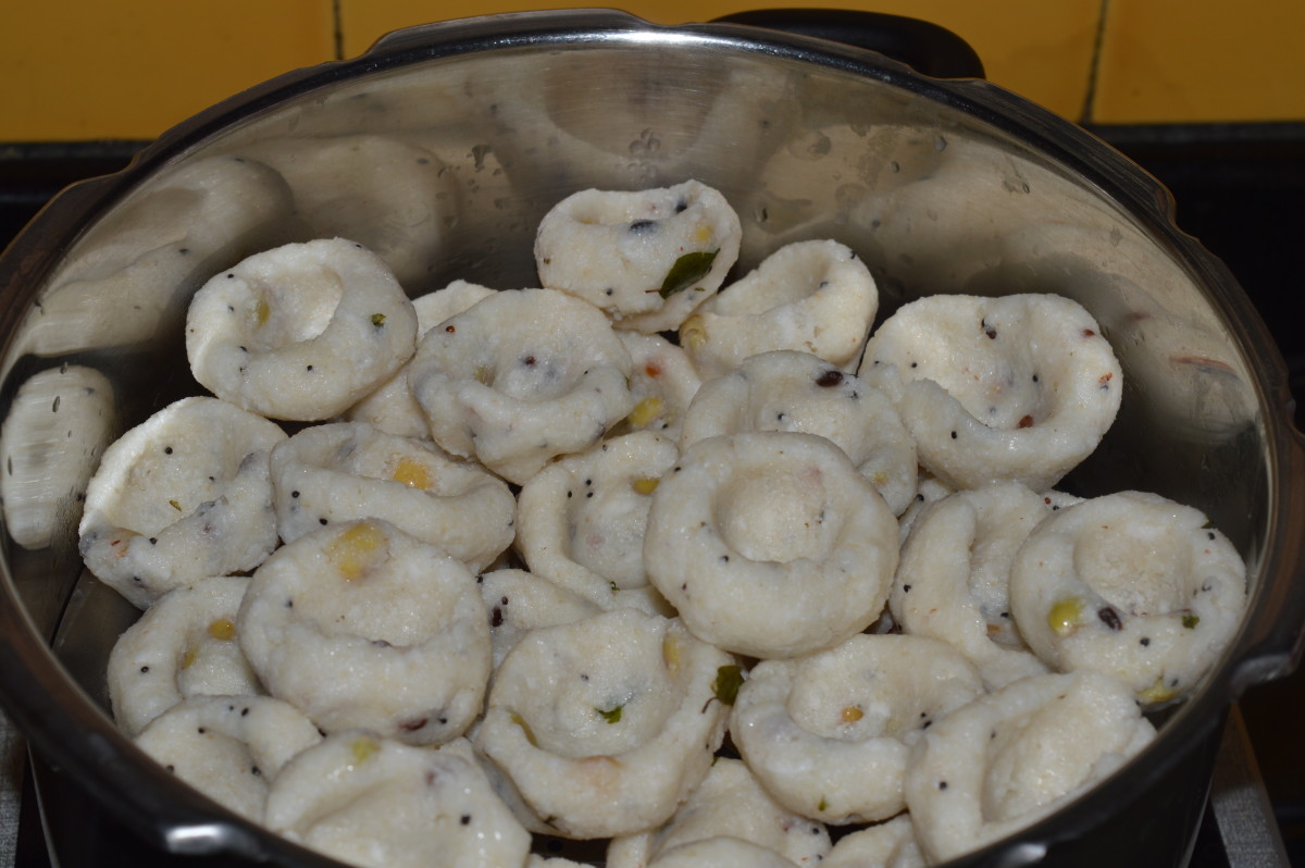 Rice Semolina Steamed Dumplings Recipe (Rice Pundi) - Delishably