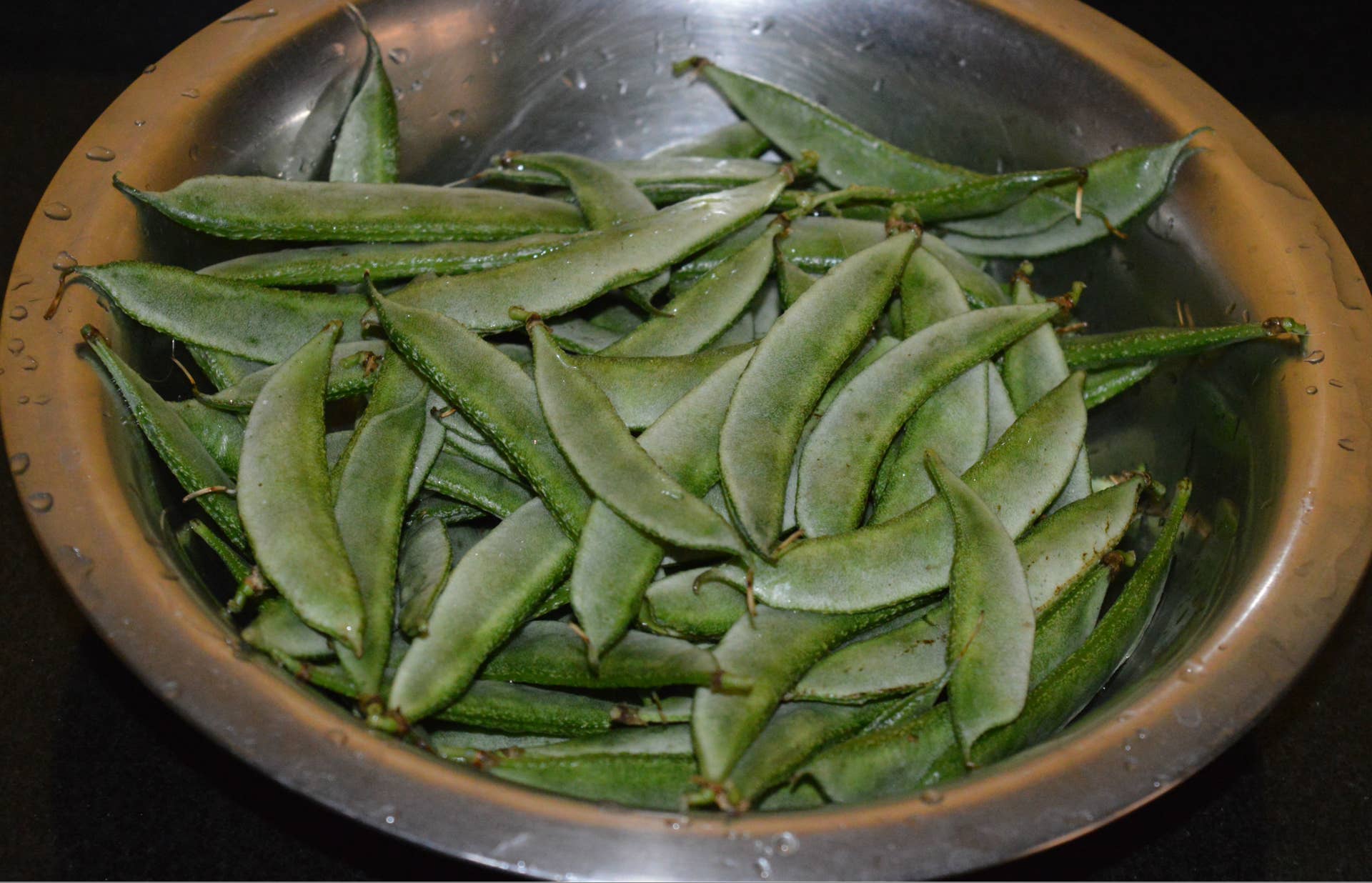 Chapparada Avarekai (Indian Broad Beans) Stir-Fry Recipe - Delishably