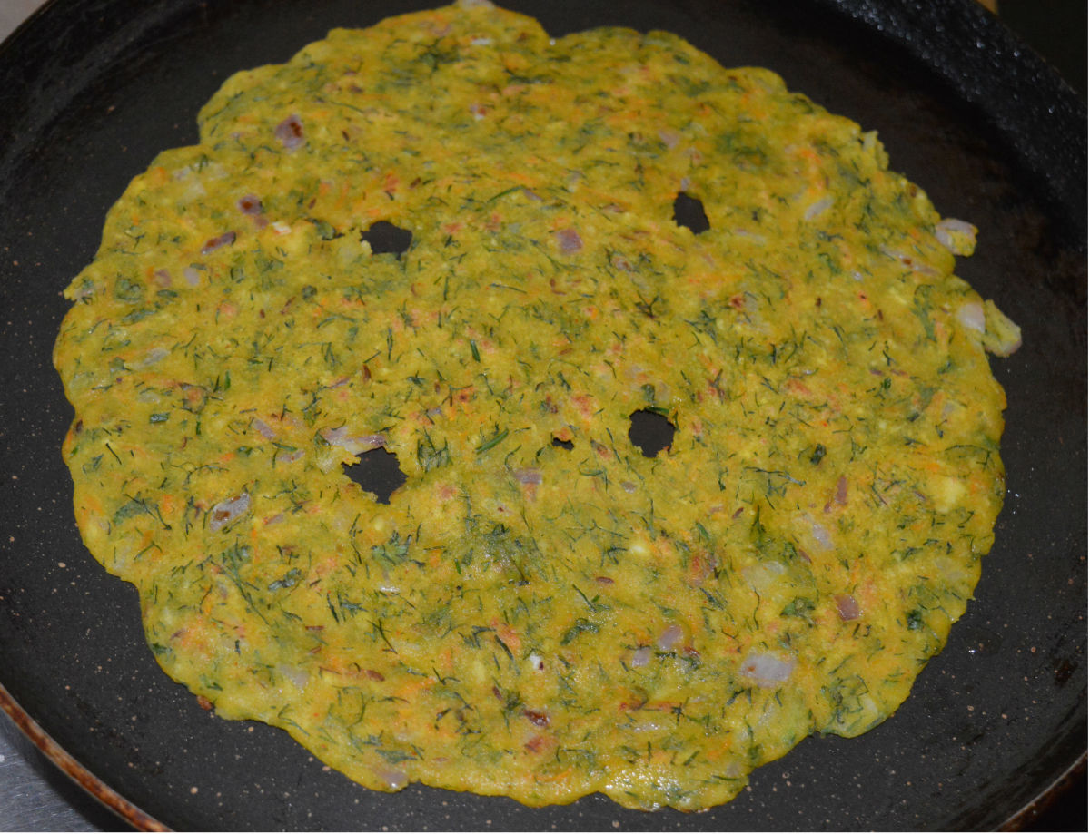 Indian Masala Akki Rotti Recipe (Masala Rice Roti) - Delishably