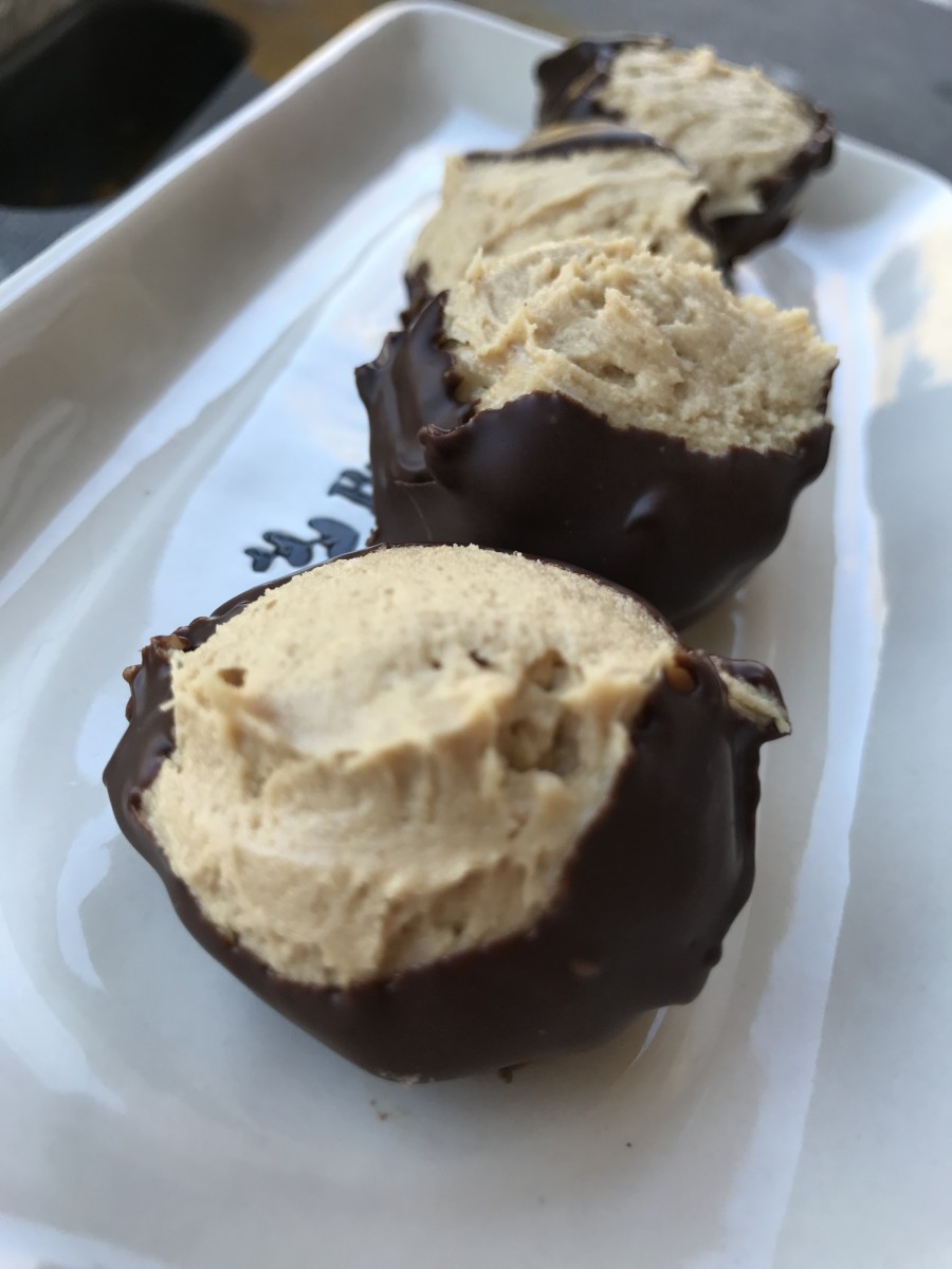 Recipe: Peanut Butter Buckeyes Candy - Delishably