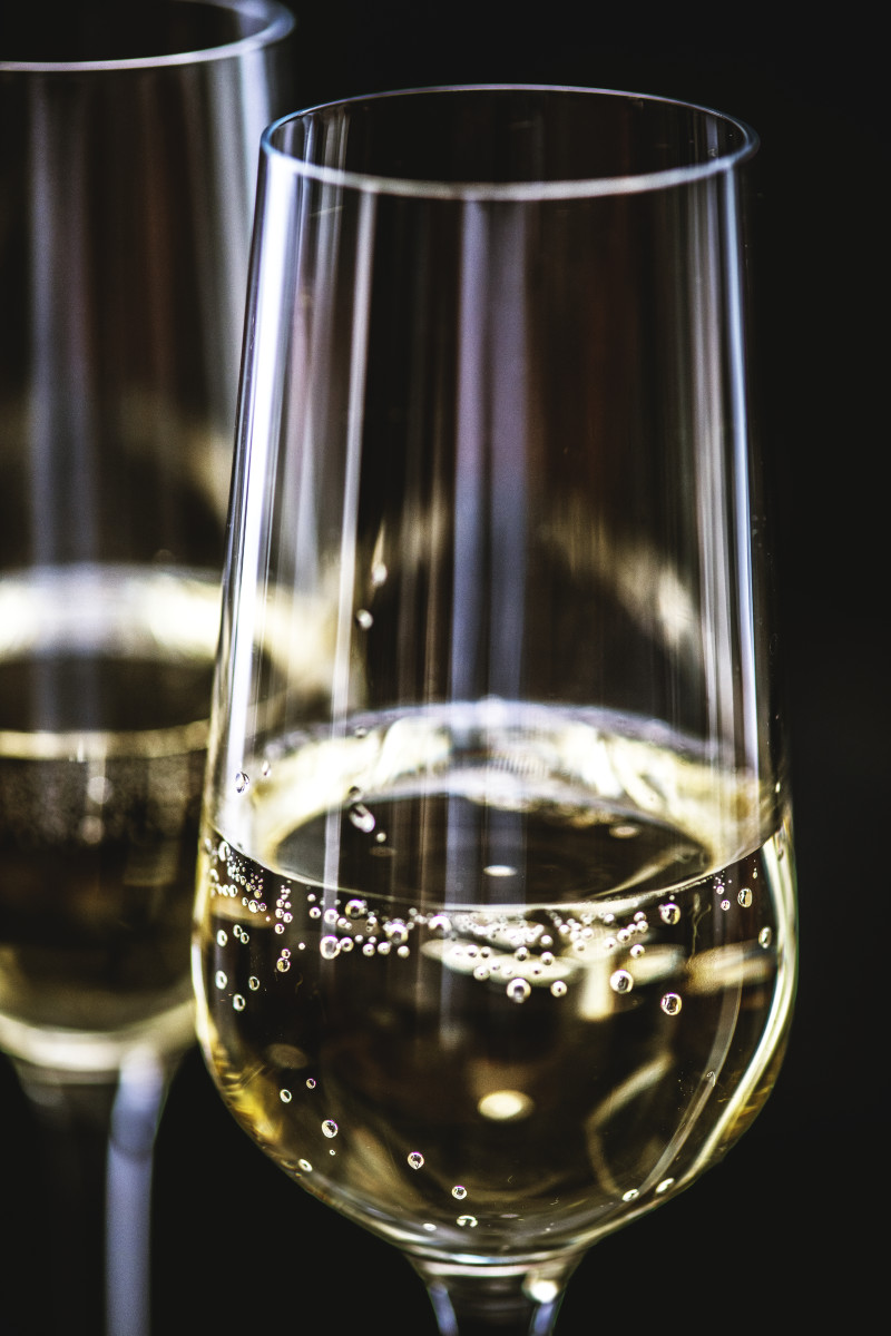 Homebrewed CinnaMead: A Dessert Mead With Cinnamon - Delishably