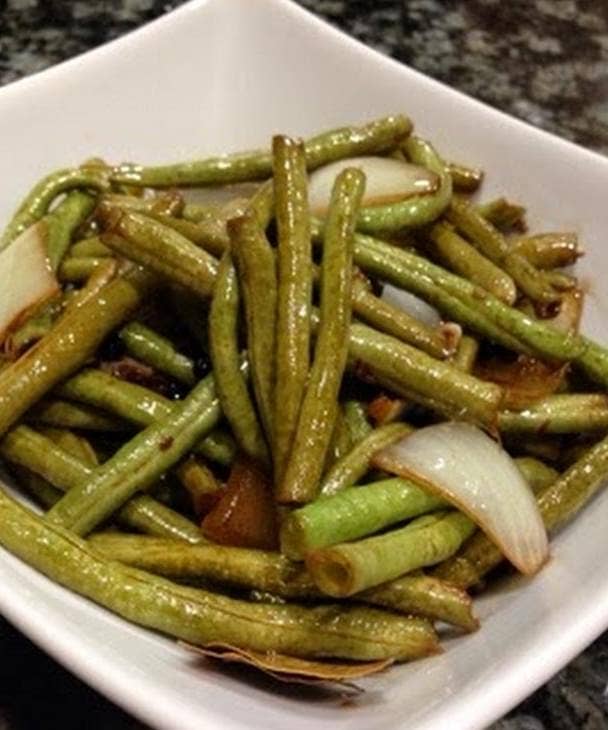 Adobong Sitaw: Filipino Long Beans Adobo (Vegetarian) Recipe - Delishably