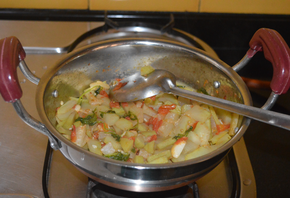 Bottle Gourd Chutney (Sorekai Chutney) Recipe - Delishably