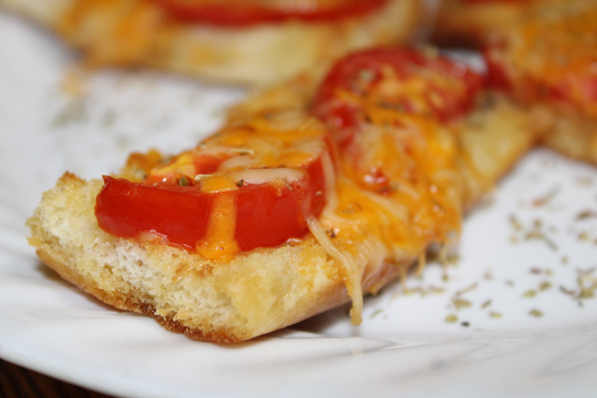 Poor Man's Tomato Bread: Quick and Satisfying Snack - Delishably