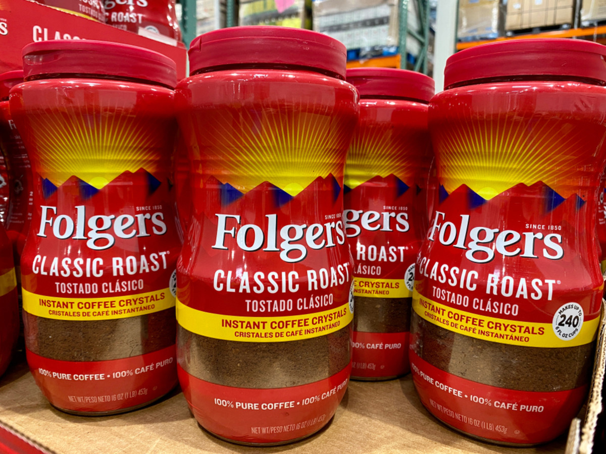 Vintage Folgers Commercial From the 1960s Has People in Stitches ...