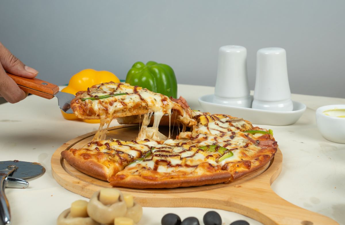 Papa John's Pizza Hack Is Blowing the Internet's Mind - Delishably News