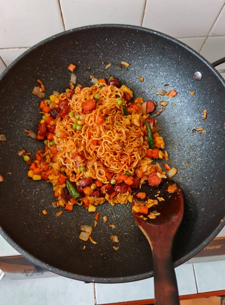 How to Make Malaysian Maggi Goreng (Fried Maggi) - Delishably