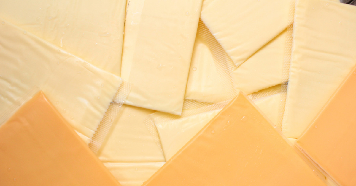 Sneak Peek at How American Cheese Is Made Is Fascinating - Delishably