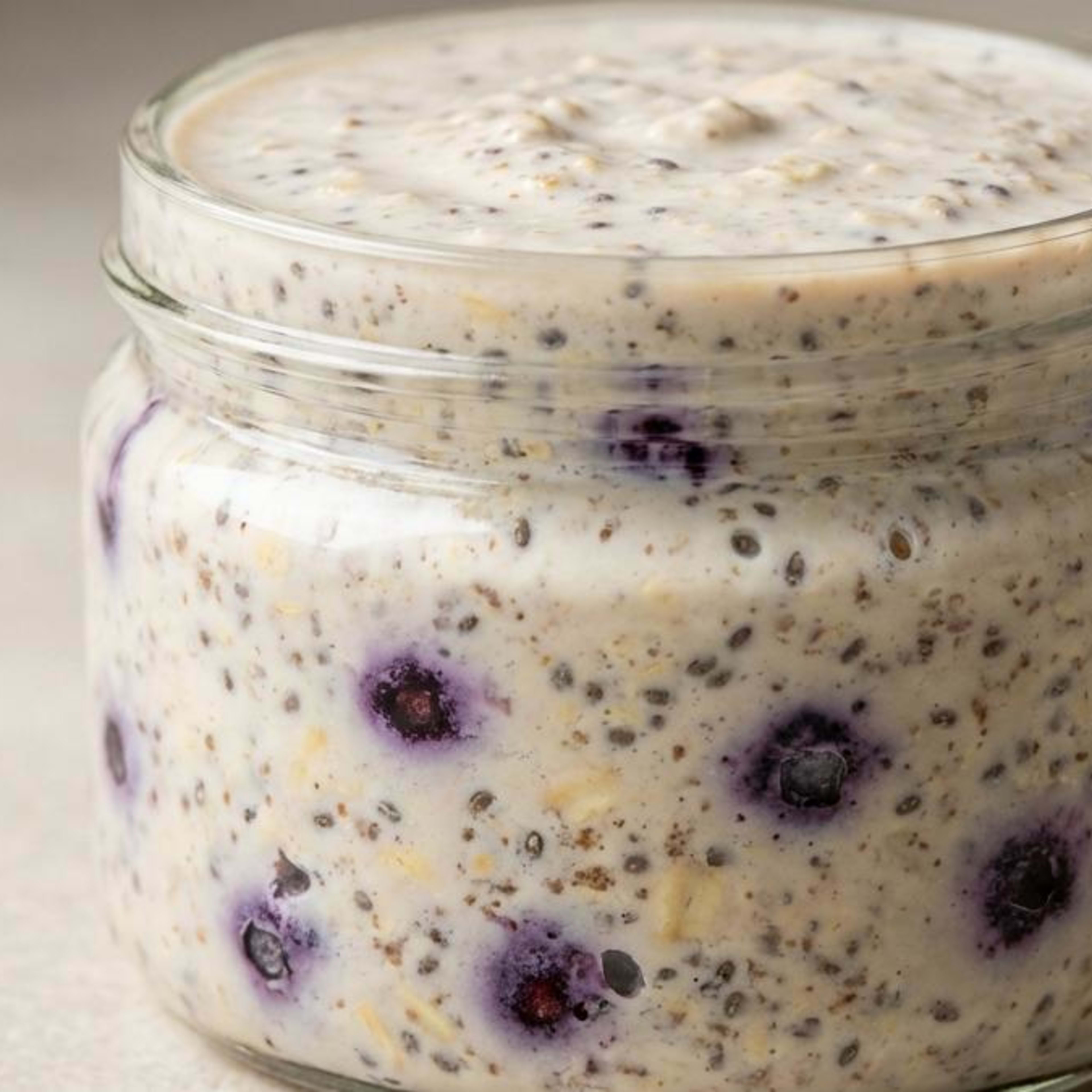 Vanilla Blueberry Overnight Oats - Delishably