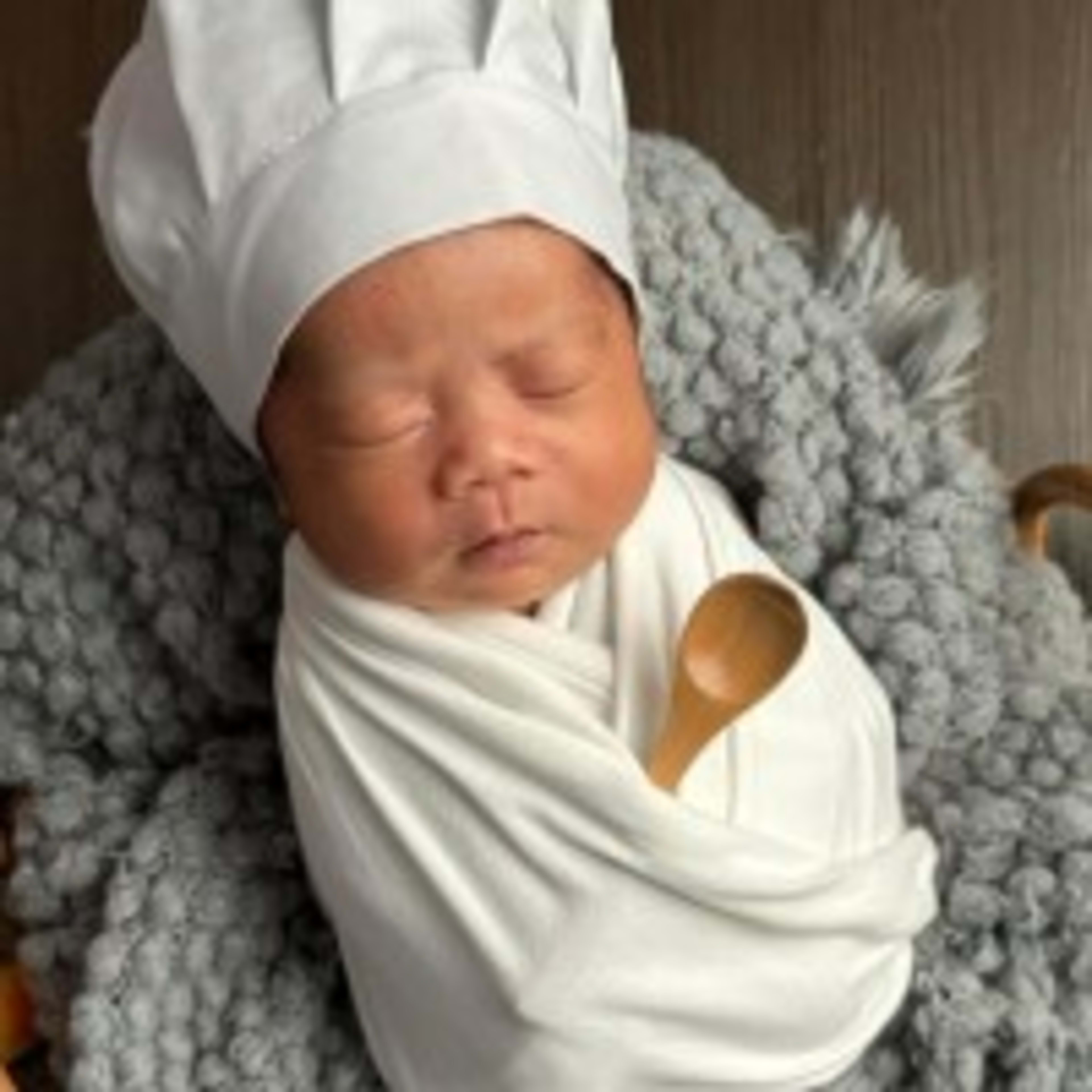 How to Cook Pancit Miki: A Filipino Noodle Dish - Delishably