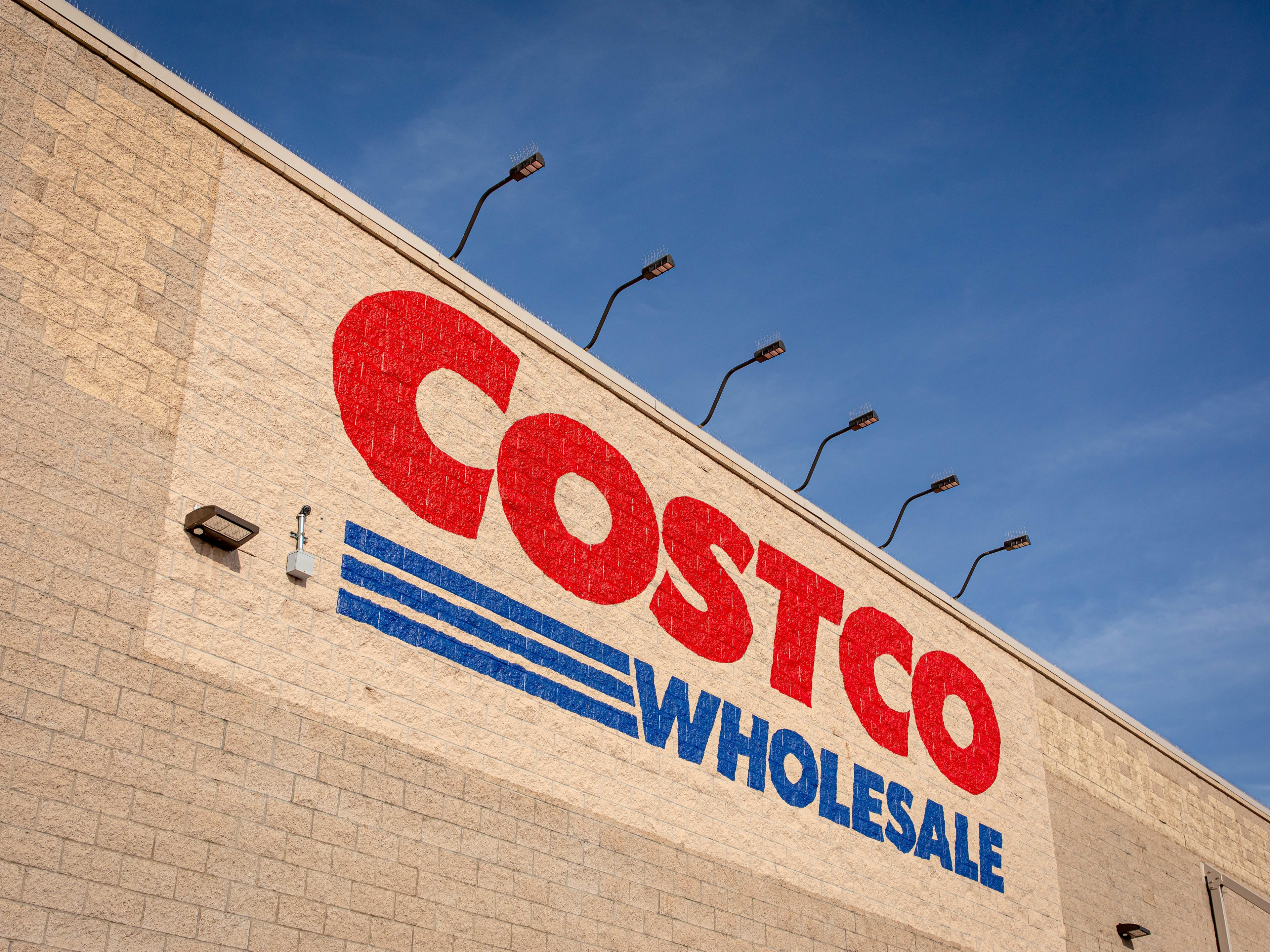 Costco's New Mango on a Stick Is Winning Over Fans - Delishably