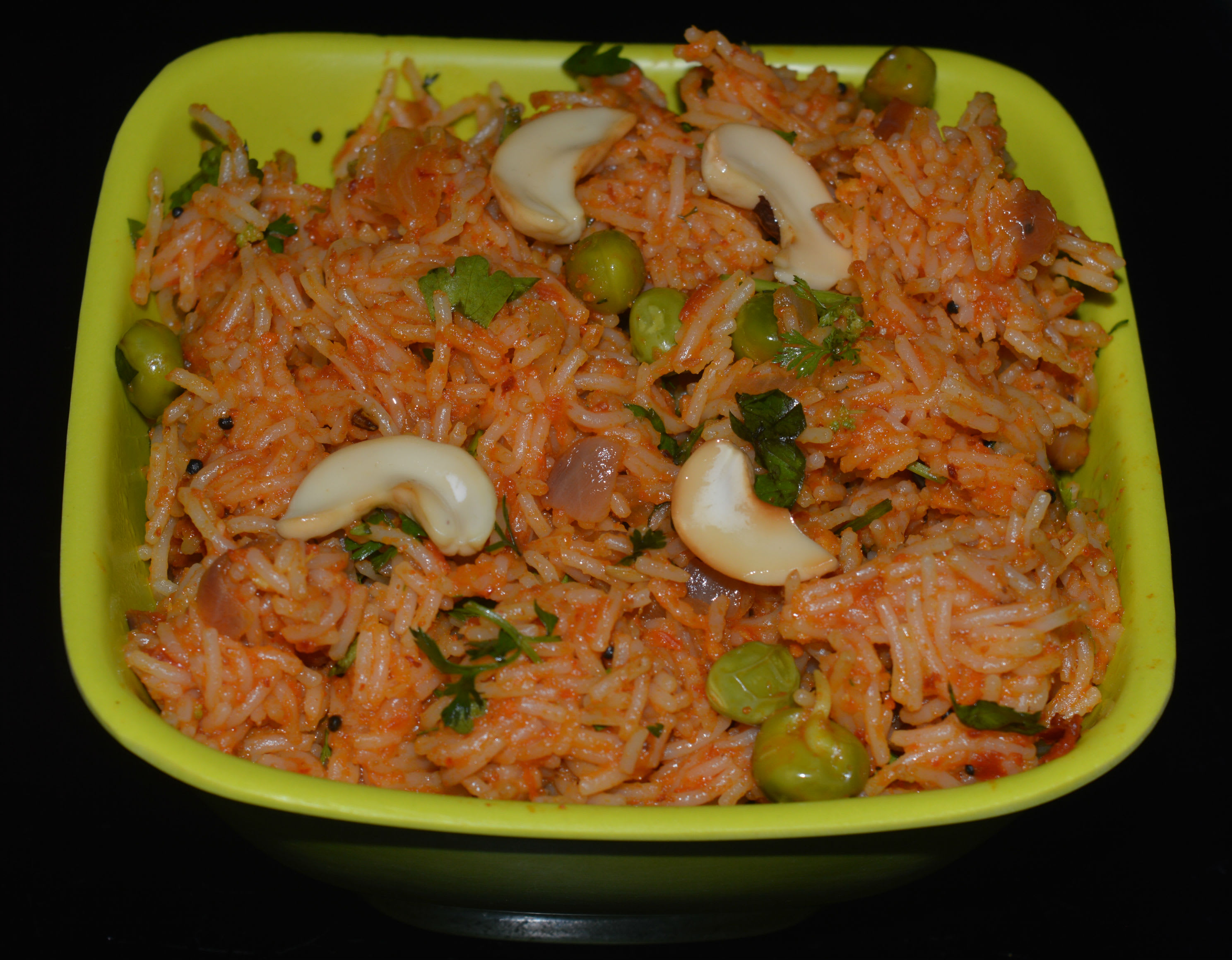 Sevai Tomato Bath (Vermicelli Tomato Upma): Indian Breakfast or Snack ...
