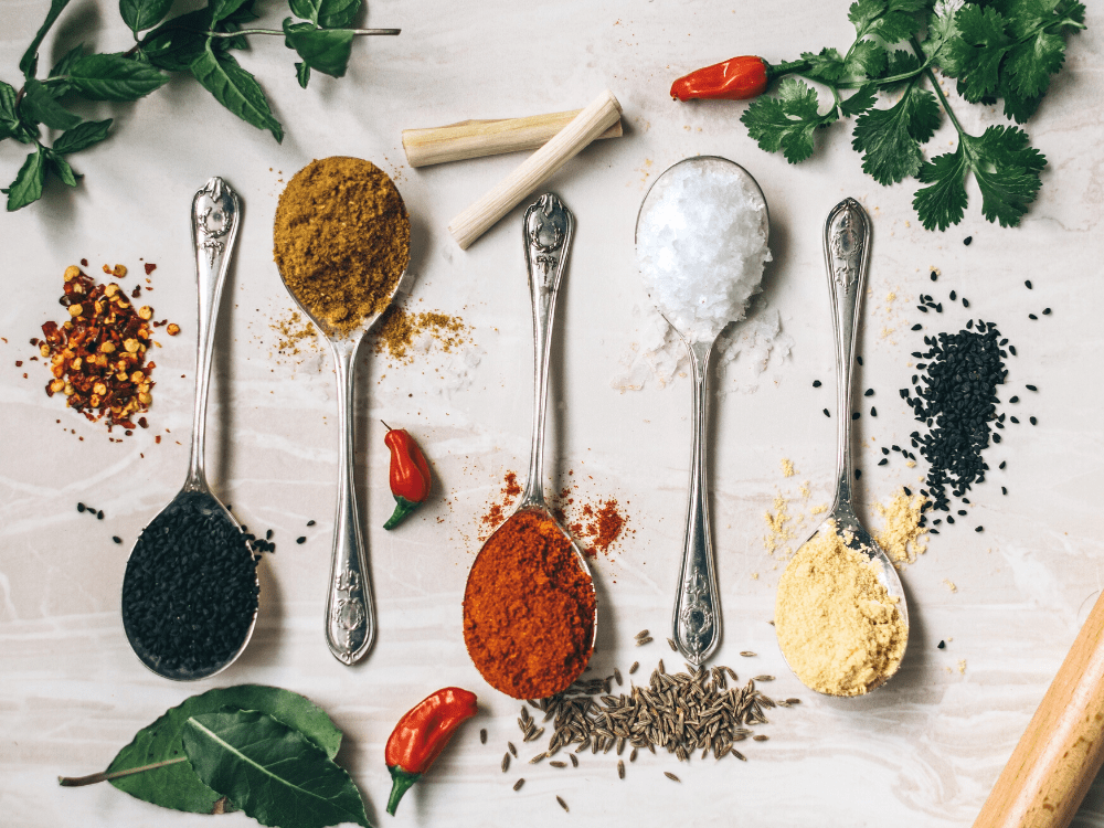 The Ultimate Herb & Spice Flavor Pairing Guide - Delishably