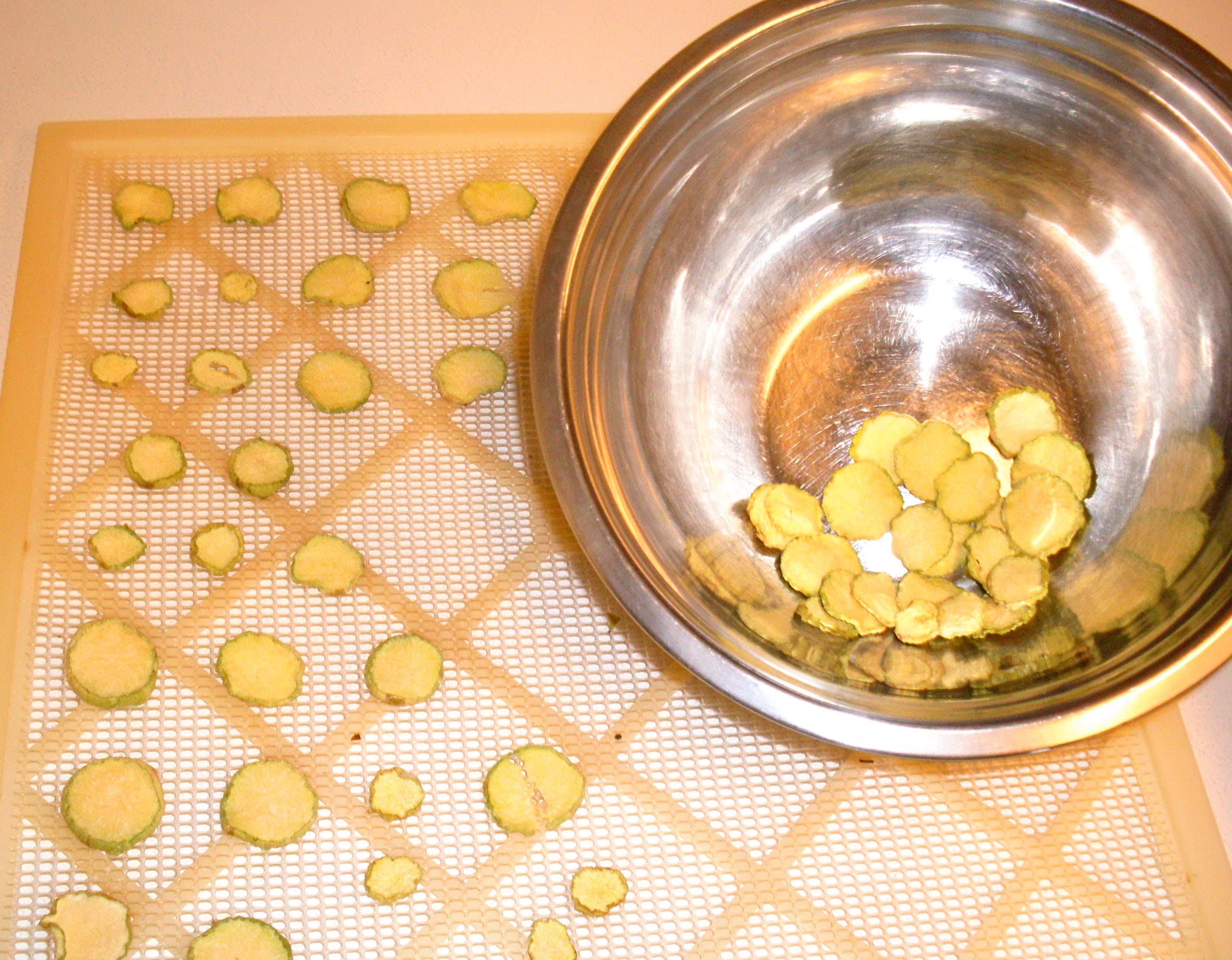 How to Dry Summer Squash: An Illustrated Guide - Delishably