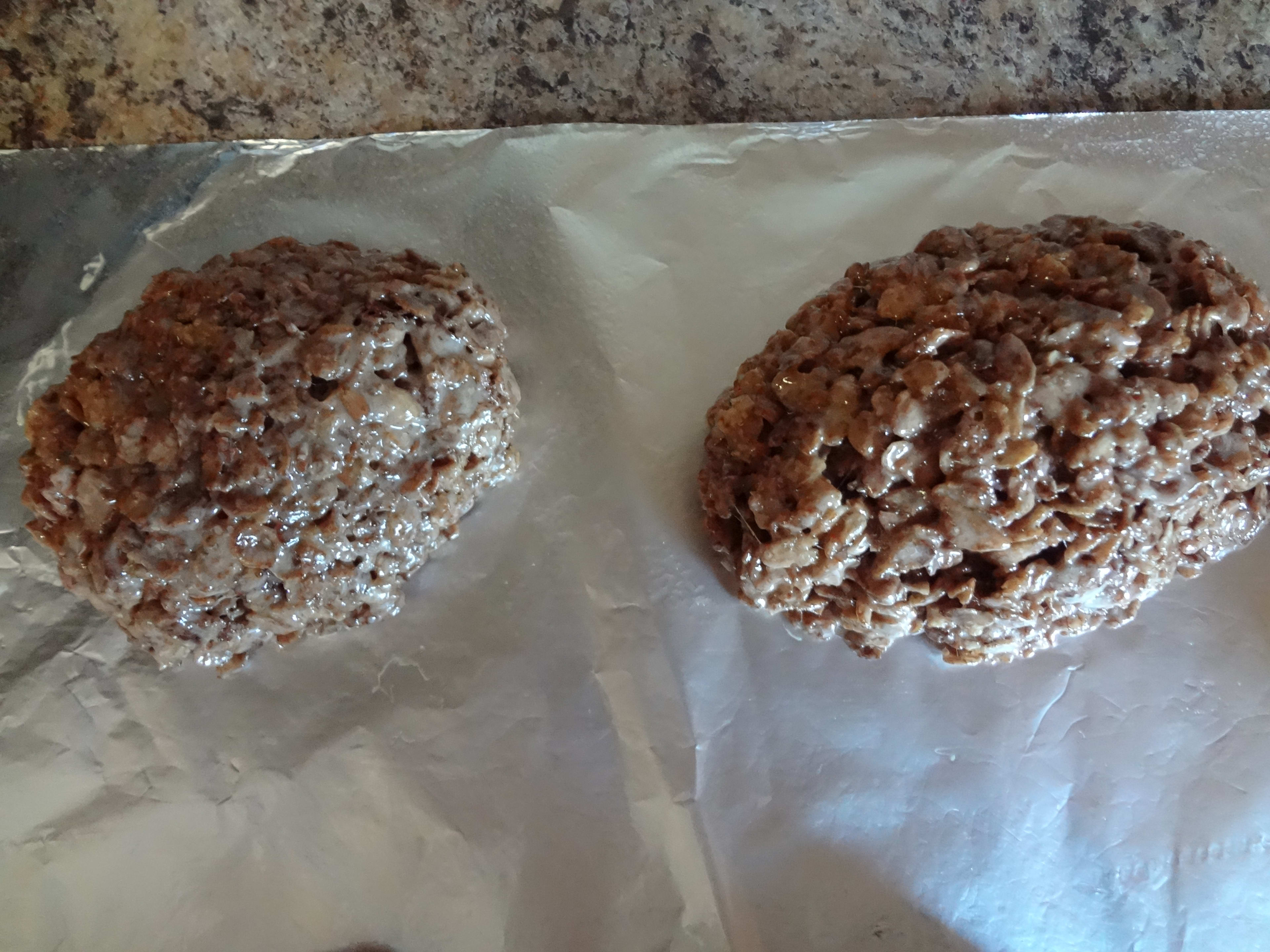 How to Shape Rice Krispies Treats - Delishably