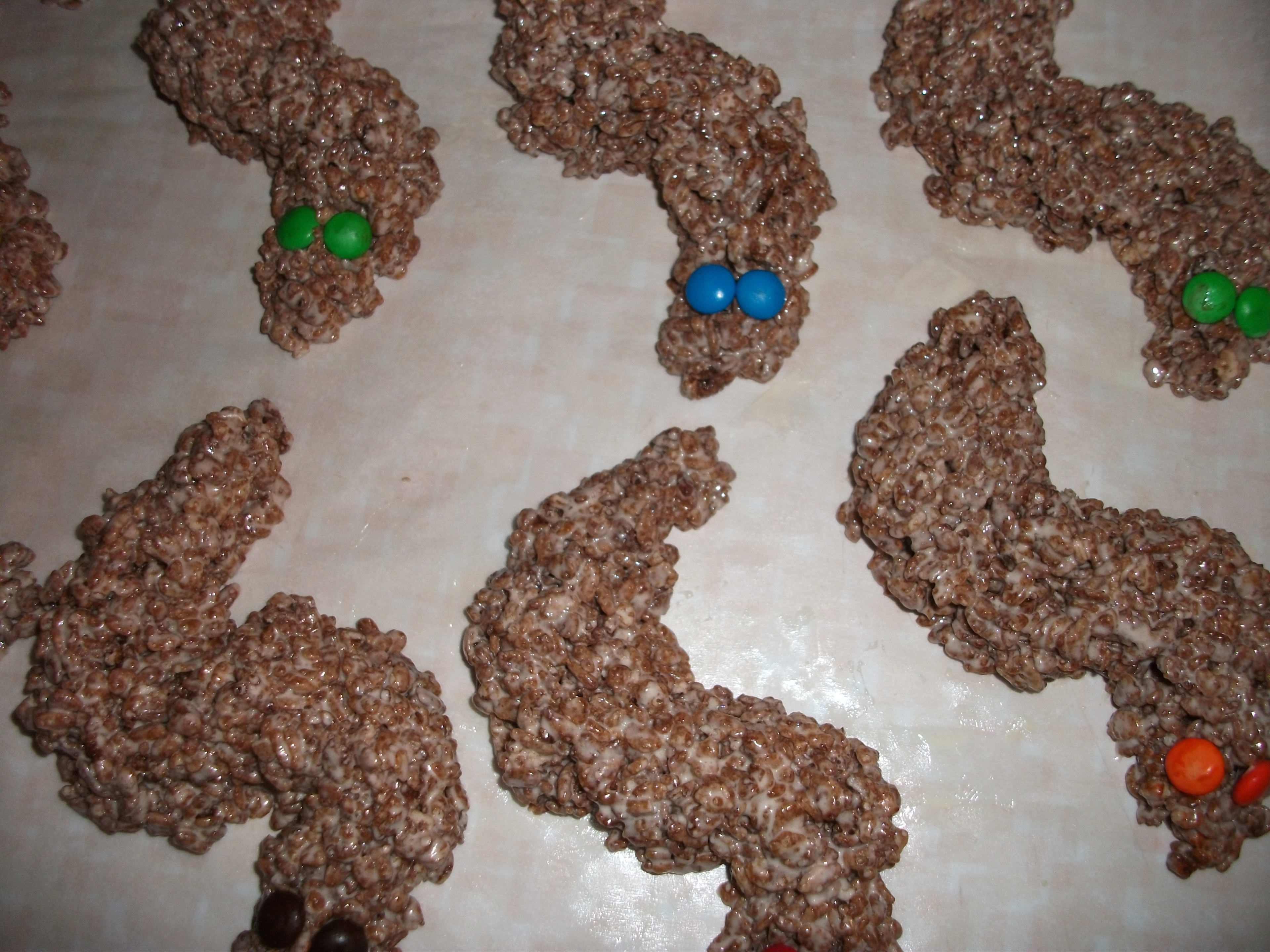 How to Shape Rice Krispies Treats - Delishably