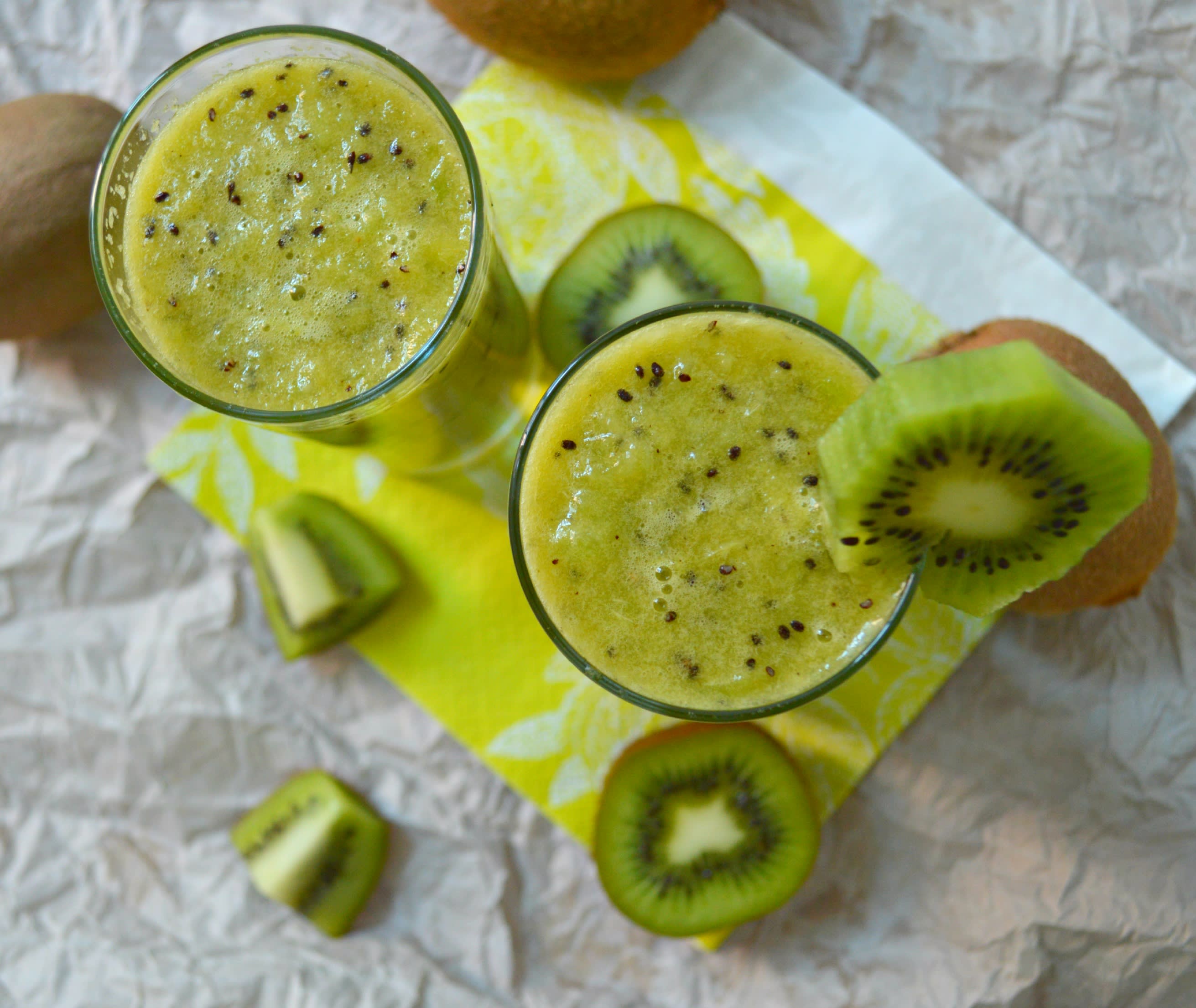 How to Make Kiwi Juice: Refreshing Recipe, No Sugar Added - Delishably