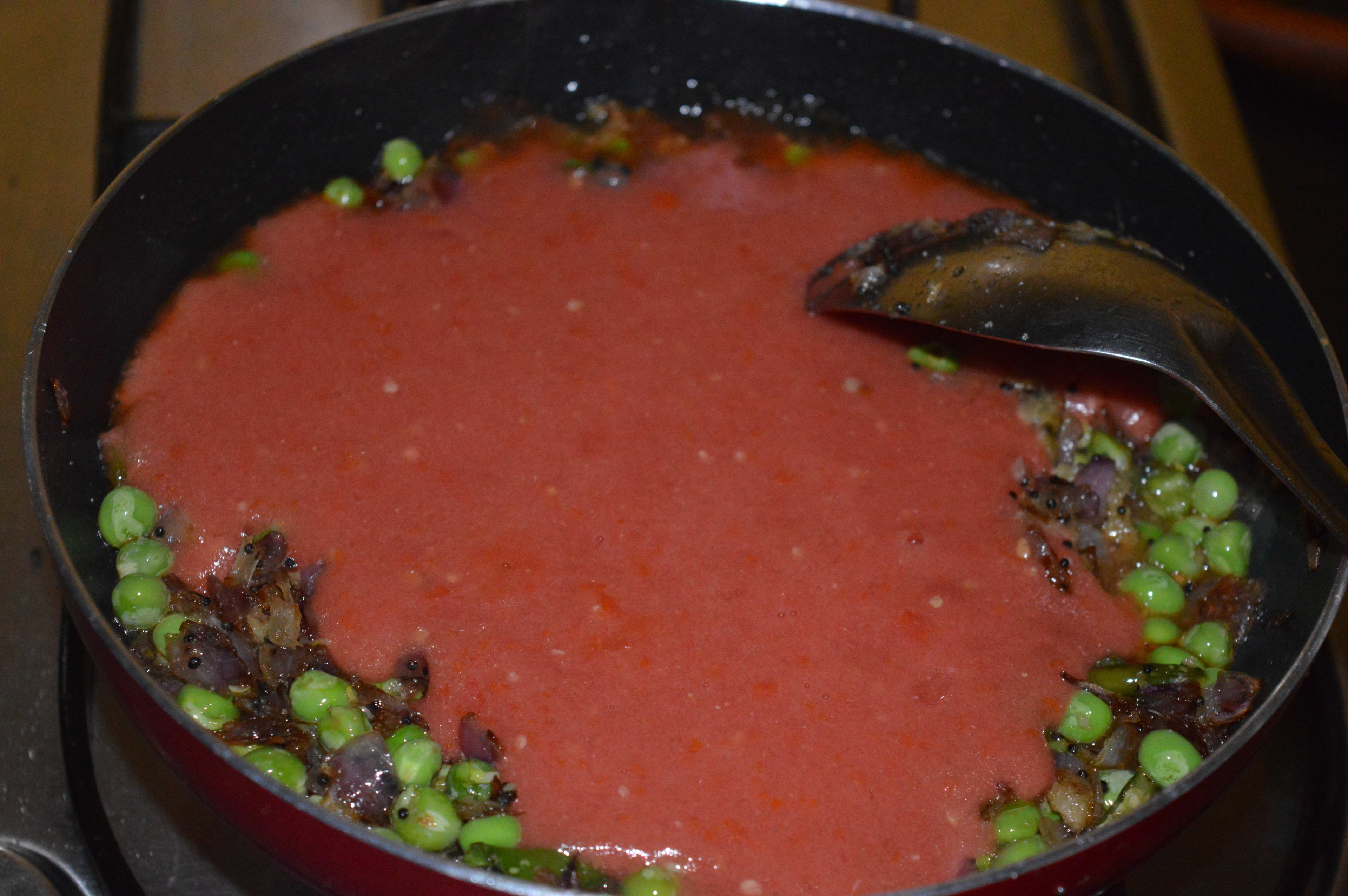 Sevai Tomato Bath (Vermicelli Tomato Upma): Indian Breakfast or Snack ...