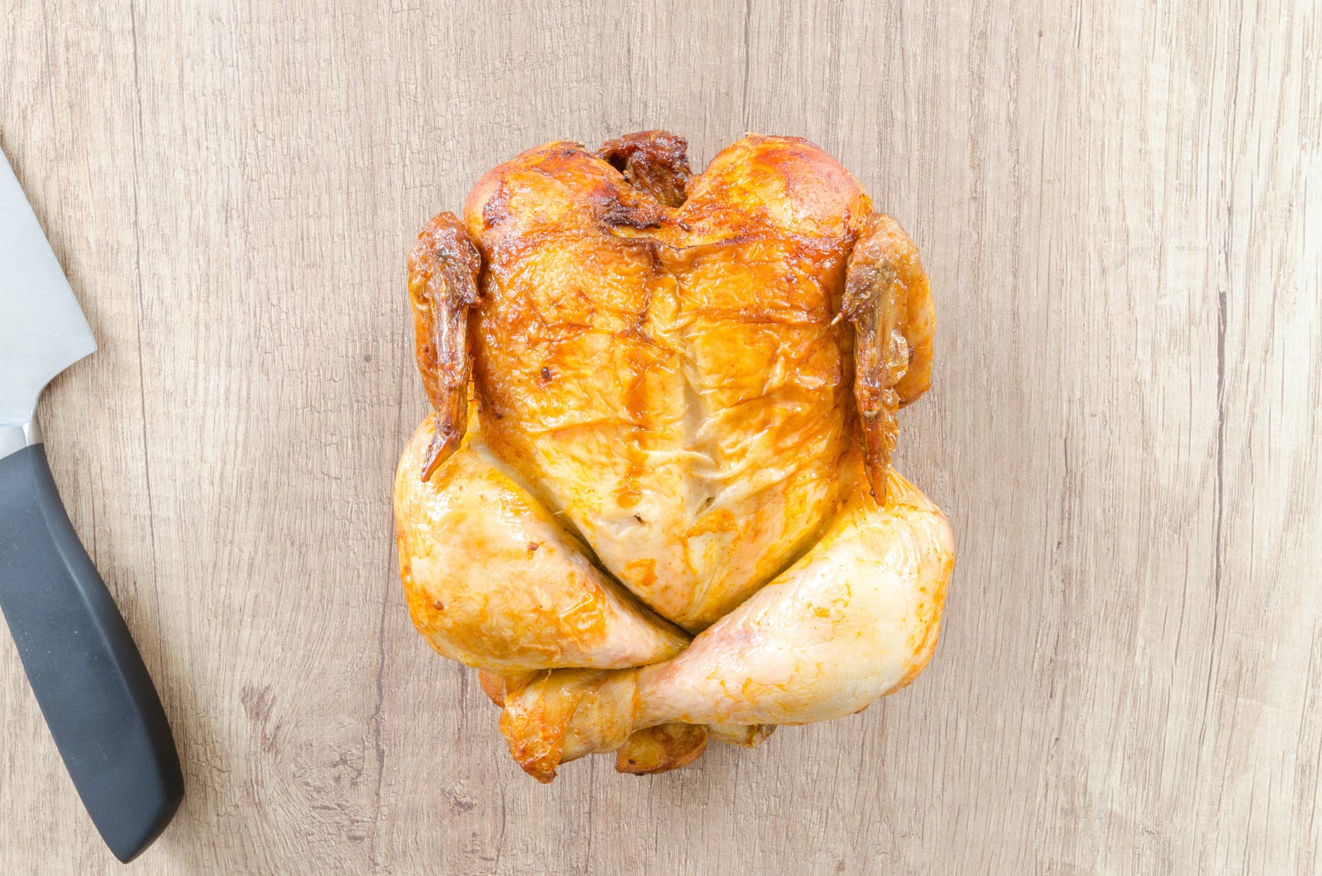 How to Roast a Whole Chicken in the Microwave - Delishably